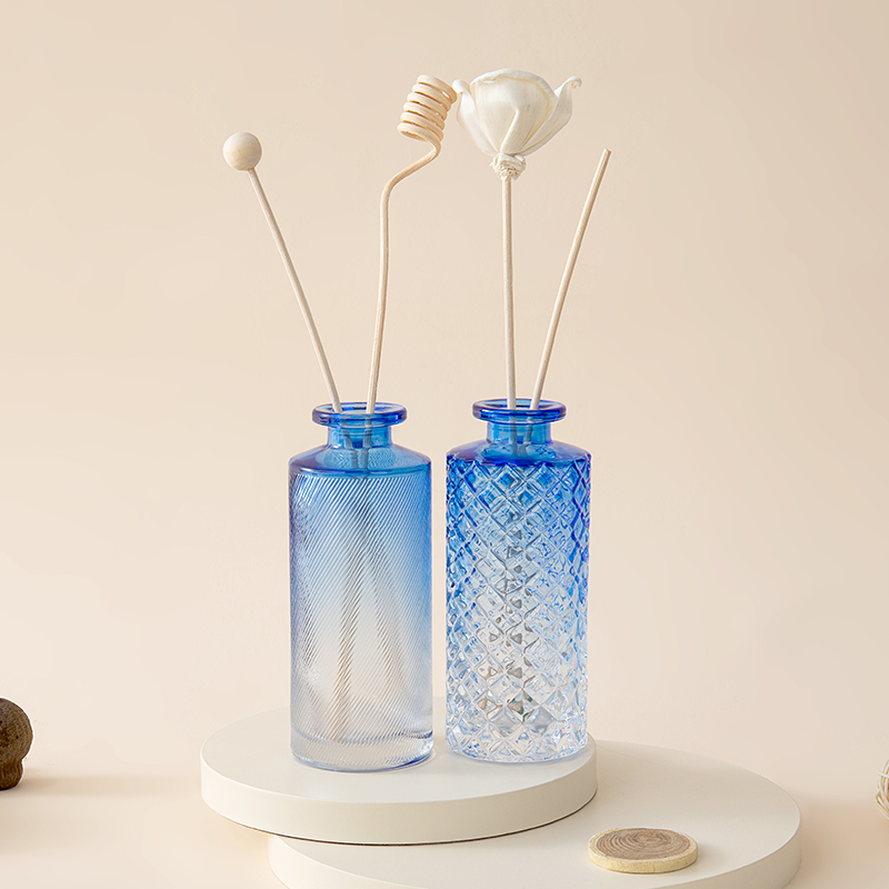 Modern Blue Ombre Carve Cylinder Glass Reed Diffuser Bottle